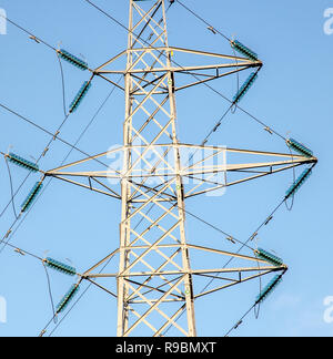 11kv overhead high voltage line with ceramic insulator and circuit fuse ...