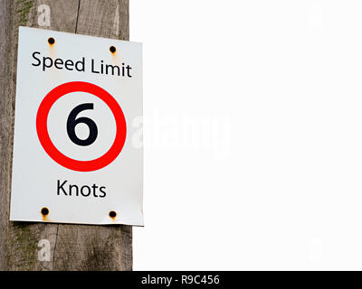 A 5 knots speed limit sign Stock Photo - Alamy