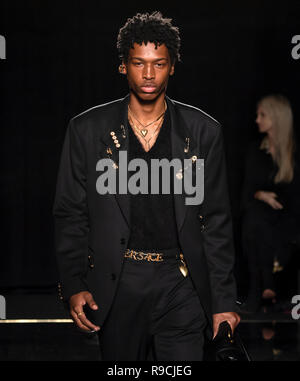 New York, NY - December 2, 2019: Natasha Lyonne attends the IFP 29th ...