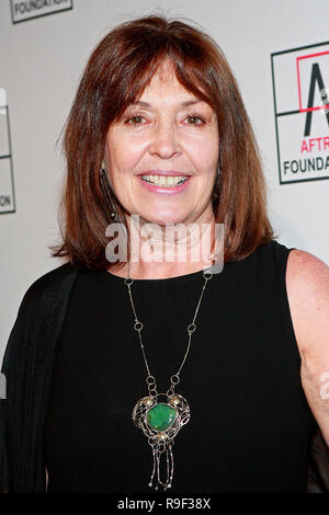 NEW YORK - FEBRUARY 22: (L-R) Actress/AFTRA National President Roberta ...