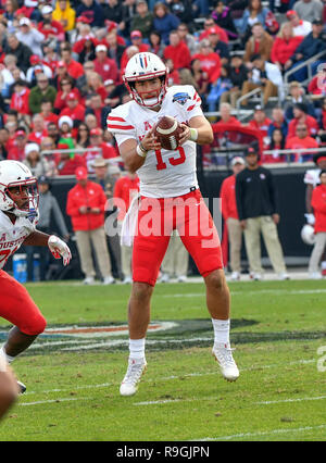 HOUSTON, TX - DECEMBER 13: Houston Cougars guard Isiah Harwell (1 ...