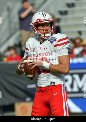 HOUSTON, TX - DECEMBER 13: Houston Cougars forward Chase McCarty (24 ...