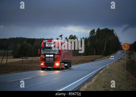 2017 red DAF truck in Thomas Haulage livery Stock Photo - Alamy