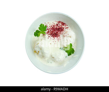 Kashmiri Goshtaba, Creamy Lamb Meatballs, popular Kashmiri dish Indian ...