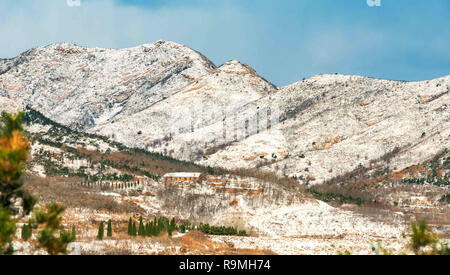 Yantai, Yantai, China. 26th Dec, 2018. Yantai, CHINA-Scenery of a ...