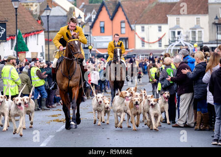 Thornbury, Gloucestershire, UK. 26th Dec, 2014. Members of the Berkeley ...