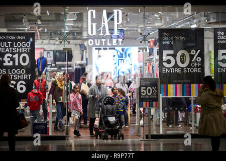 The Lowry Outlet Mall shopping centre, Salford Quays, Manchester, UK ...