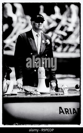 Henley regatta umpires launch Ariadne Stock Photo - Alamy