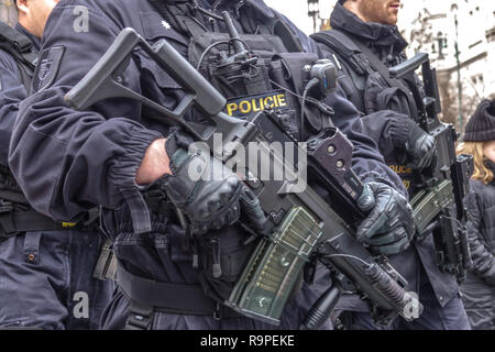 Czech police gun Heckler & Koch G36, Assault rifle, Prague Christmas ...