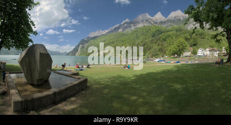 View of Walensee from the beach at Walenstadt, Swiss Alps Stock Photo ...