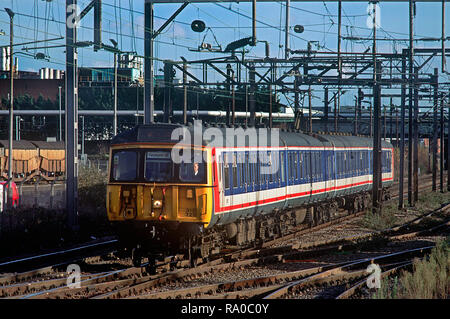Class 312 electric multiple unit train at Duddeston (Vauxhall) station ...