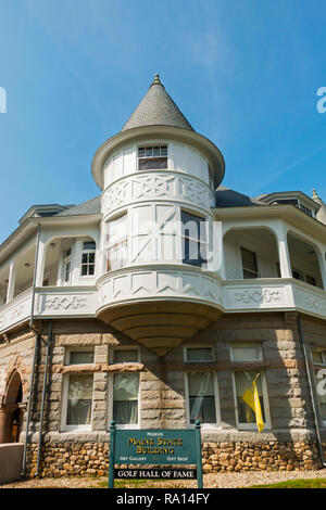 Maine State Building Poland Spring Stock Photo - Alamy