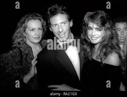 Calviin Klein Brooke Shields 1981 Photo By Adam Scull/PHOTOlink. Photo ...