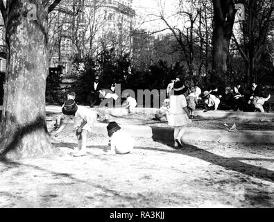 Children playing outside ca. 1919-1921 (early 1900s Stock Photo - Alamy