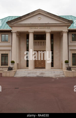 Mansion on The Bishops Avenue, London, England, UK Stock Photo - Alamy