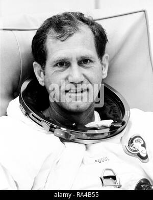 Astronaut William R. Pogue, pilot of the Skylab 4 mission Stock Photo ...