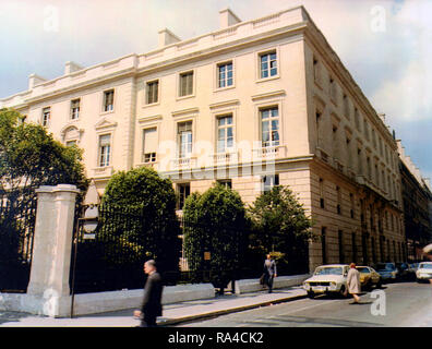 Paris - Chancery Office Building - 1988, United States photographs ...
