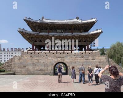 Old city gate, Pyongyang, North Korea Stock Photo - Alamy
