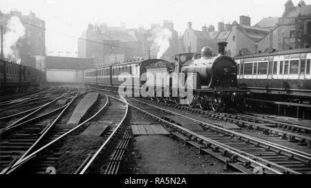 Caledonian Railway 721 Class Dunalastair 1 4-4-0 No.722 in Caledonian ...