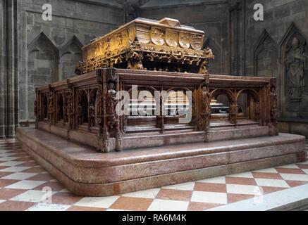 Vienna, St Stephen's Cathedral, Emperor Frederick III's raised ...