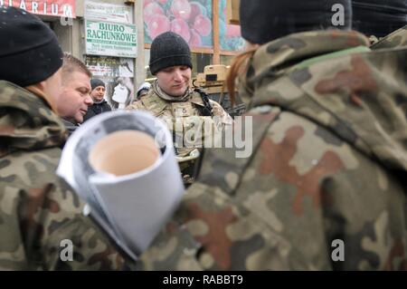 Soldiers assigned to 21st Military Police Company, 503D MP Battalion ...