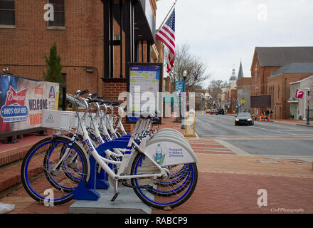 Downtown streets of Annapolis MD Stock Photo - Alamy