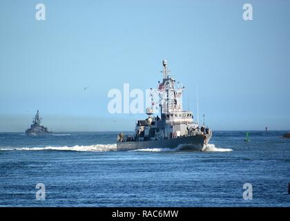 MAYPORT, Fla. (Jan. 17, 2017) – The Cyclone-class Patrol Coastal USS ...