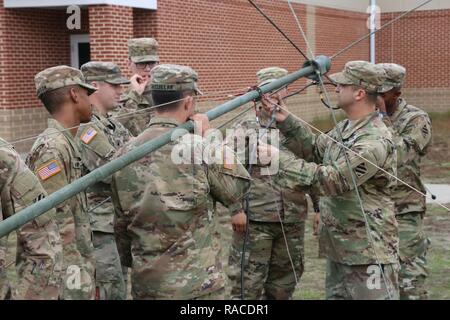 Sgt. Thomas Henry, a signal support systems specialist, with Bravo ...