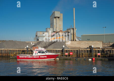 Brett Aggregate and Asphalt Plant at Whitstable Harbour. Whitstable ...