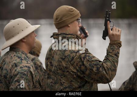 Quantico, Va. - The U.S. Army Marksmanship Unit Stock Photo - Alamy