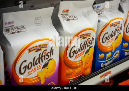 Goldfish Brand Snack Crackers Packages on Shelf, Smith's Grocery Store ...