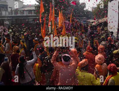 Allahabad, India. 03rd Jan, 2019. Naga Sadhus of Shri Shambhu ...