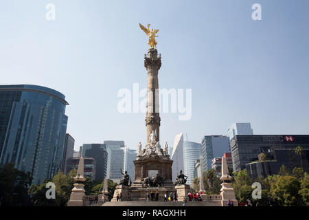 Angel of Independence in Mexico city Stock Photo - Alamy