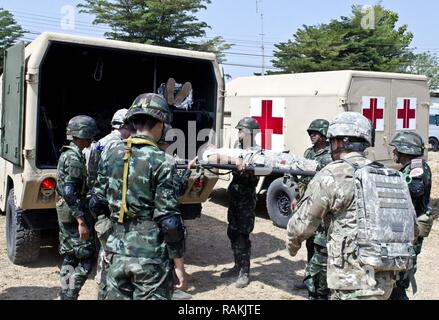 Soldiers of the 1st Battalion, 296th Infantry Regiment, Puerto Rico ...