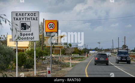 Warning speed measurement republic Cyprus, Warnschild ...