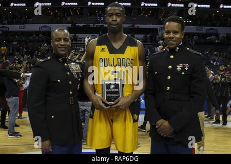 U.S. Marines 2nd Lieutenant Charlotte L. Williams and 2nd Lieutenant ...