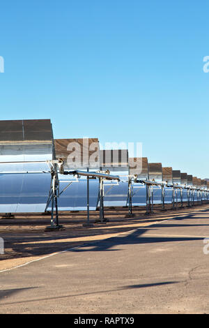 Solana Generating Station, parabolic trough plant, solar power, Arizona ...