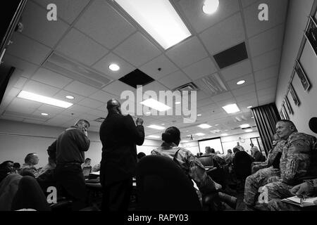 First Army G3 (Operations) staff members discuss pre-mobilization ...