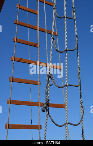 Ropes on a sailing ship Stock Photo - Alamy