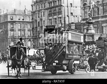 LONDON BUS about 1908 Stock Photo - Alamy
