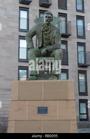 Charles Rennie Mackintosh statue by Andy Scott, Elliot Street ...