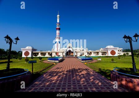 Baitul Aman Mosque. Guthia, Barisal, Bangladesh Stock Photo - Alamy