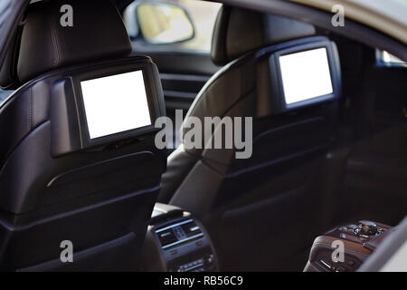 vehicle cockpit and screen, car electronics, automotive technology ...