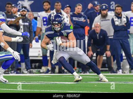 Dallas Cowboys tight end Nick Eubanks (47) runs with the ball during an ...