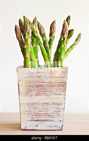 Green asparagus in a wood box Stock Photo - Alamy