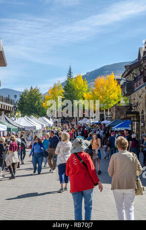 Vail Farmers Market at Vail Village in Vail, Colorado Stock Photo - Alamy