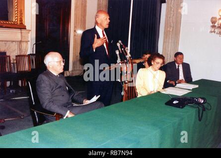 Vietnam World Vision - Vietnam victim fund meeting Stock Photo - Alamy