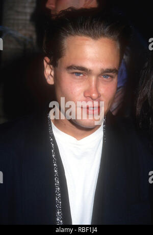 AMONGST FRIENDS, Steve Parlavecchio, 1993. © Fine Line Features ...