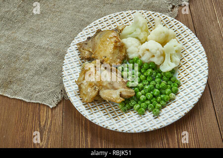 Farmhouse Chicken Casserole Slow Cooker, bacon, garlic and onions and ...