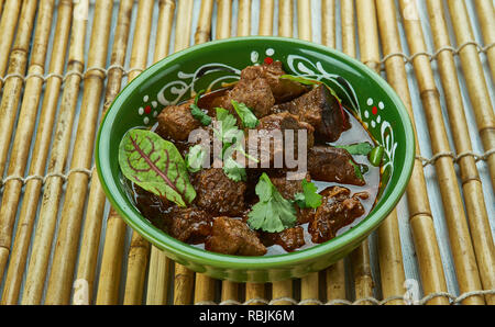 Pakistani Tawa mutton Stock Photo - Alamy